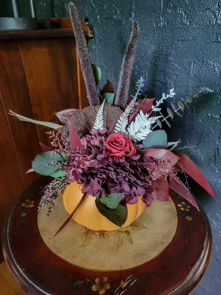 Preserved Fall Bouquet in Orange Pumpkin Vase – Mossy Moss by Olia
